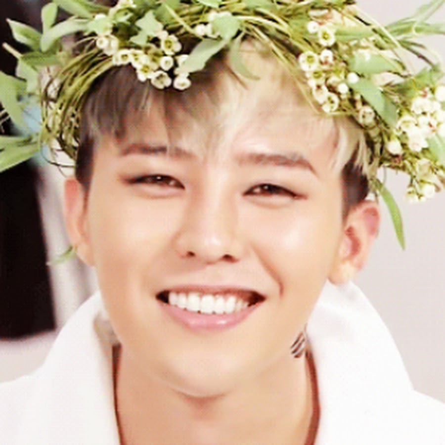 Kim Soo ah - YouTube