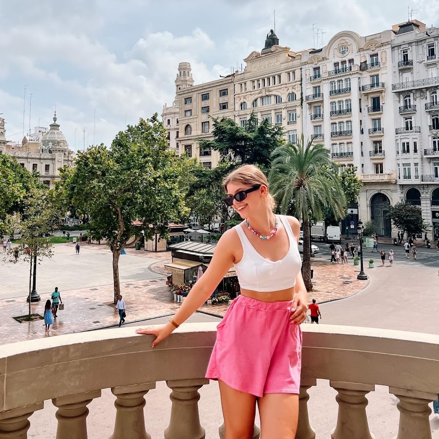 Anneleen Debaveye - YouTube