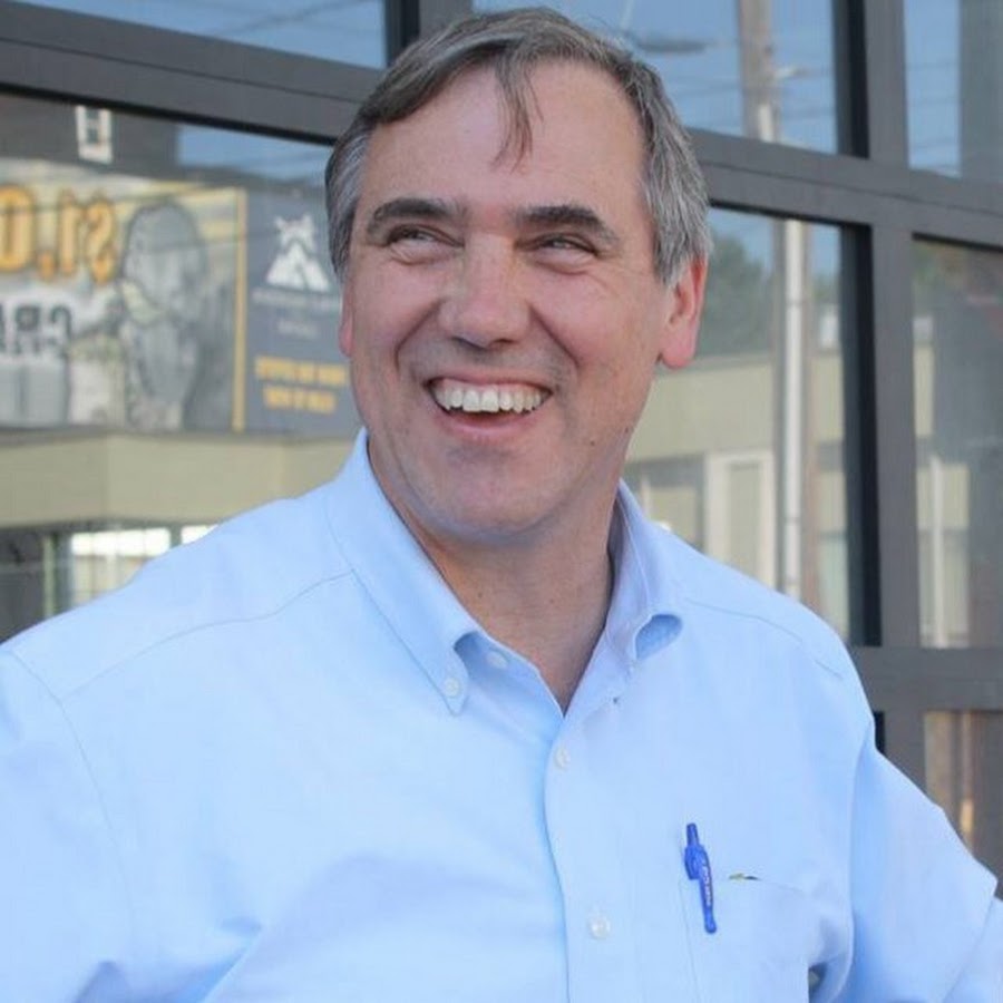 Senator Jeff Merkley - YouTube