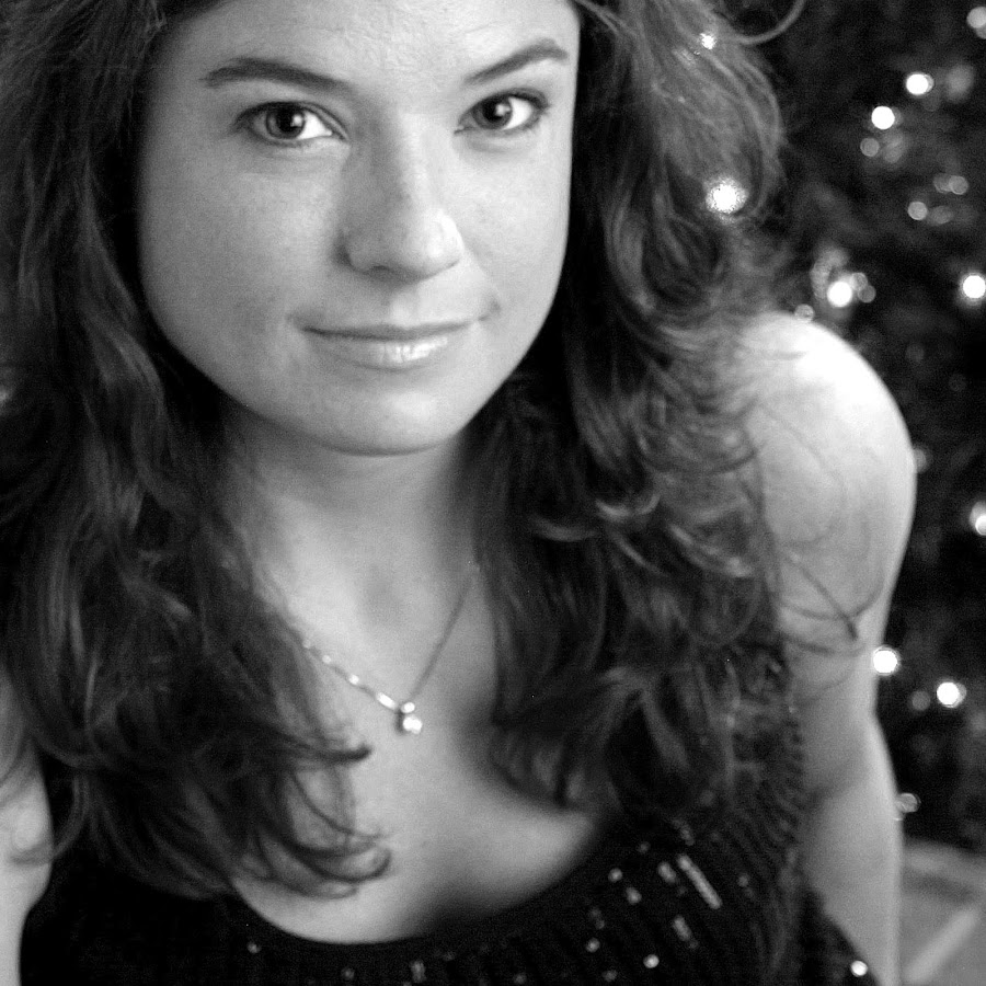 Jennifer Daniels - YouTube