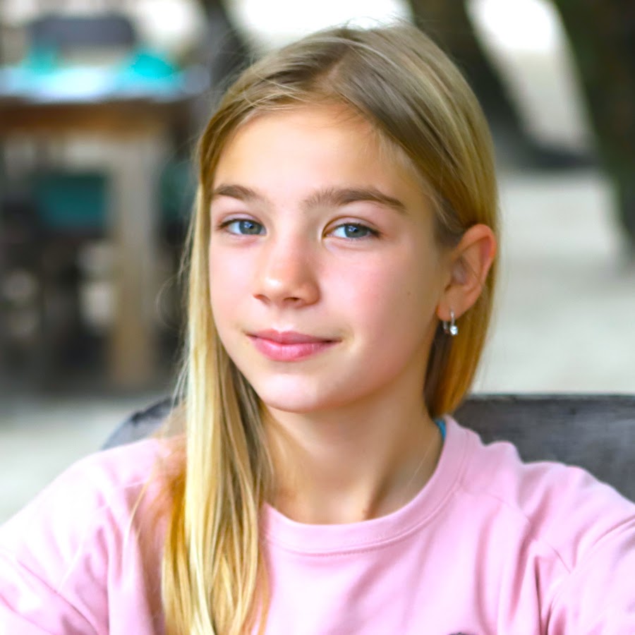 Barvina Show - YouTube