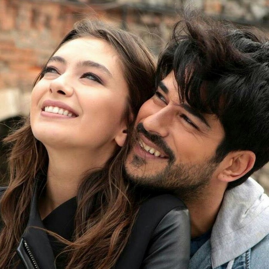 Kara Sevda Italy - YouTube