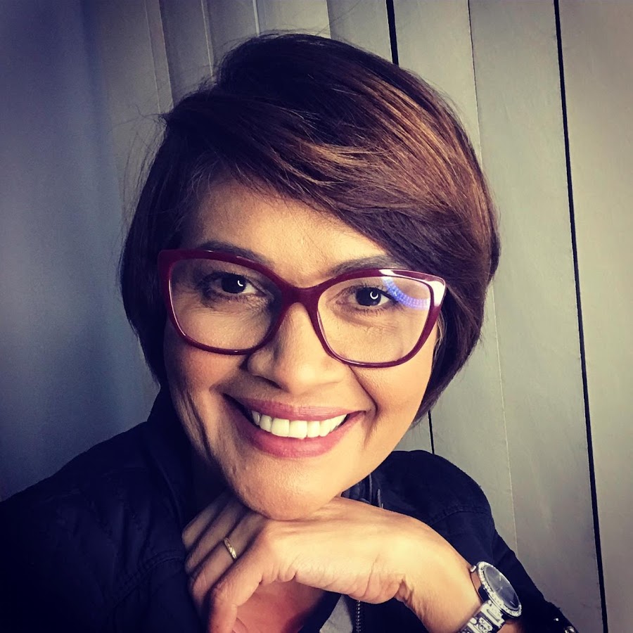 Darleide Alves Oficial - YouTube