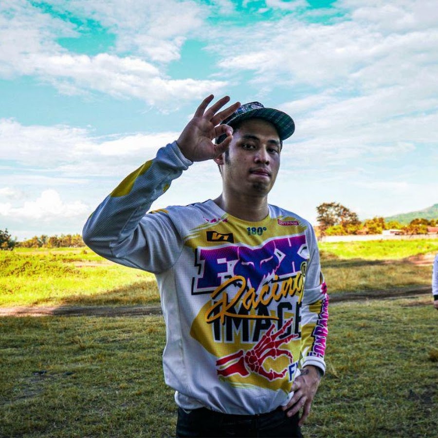 Michael Pangilinan (Official) - YouTube