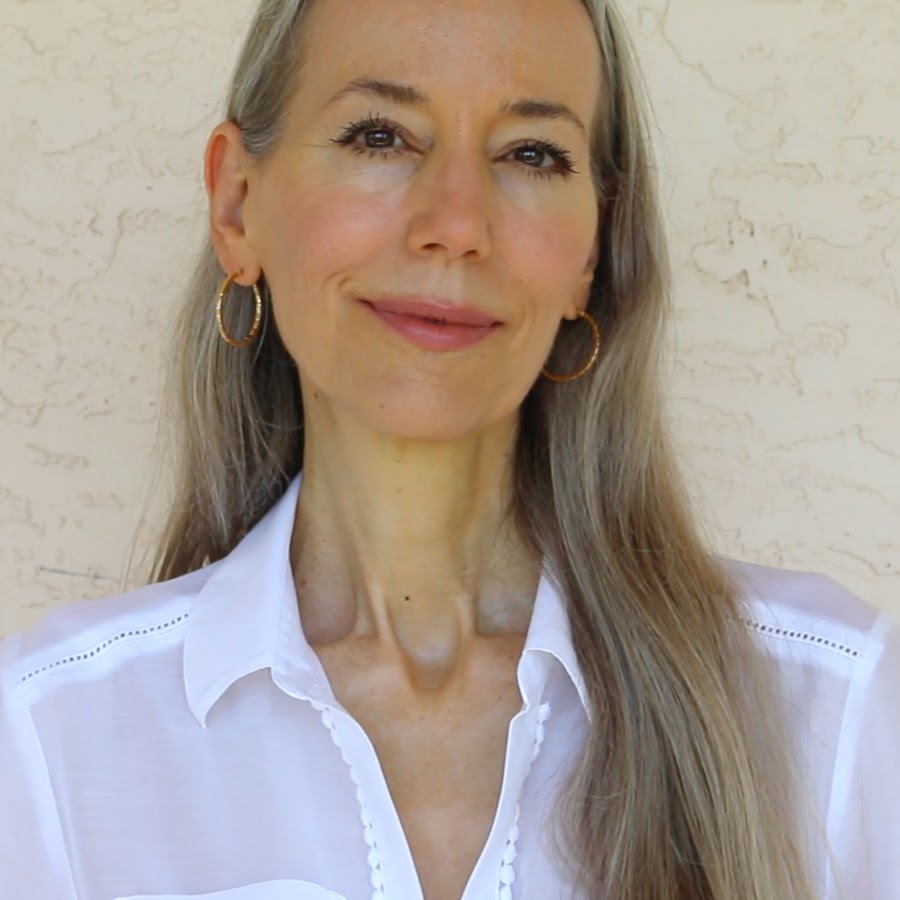 JLJBackToClassic.com - YouTube