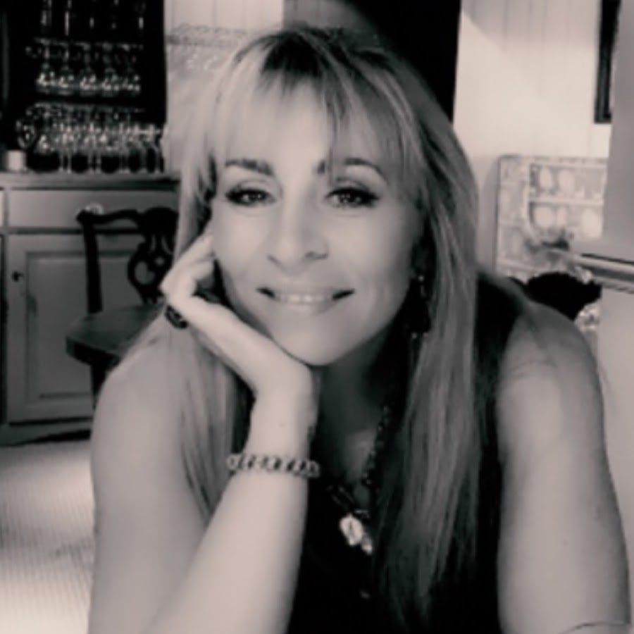 Sarah Collins - YouTube