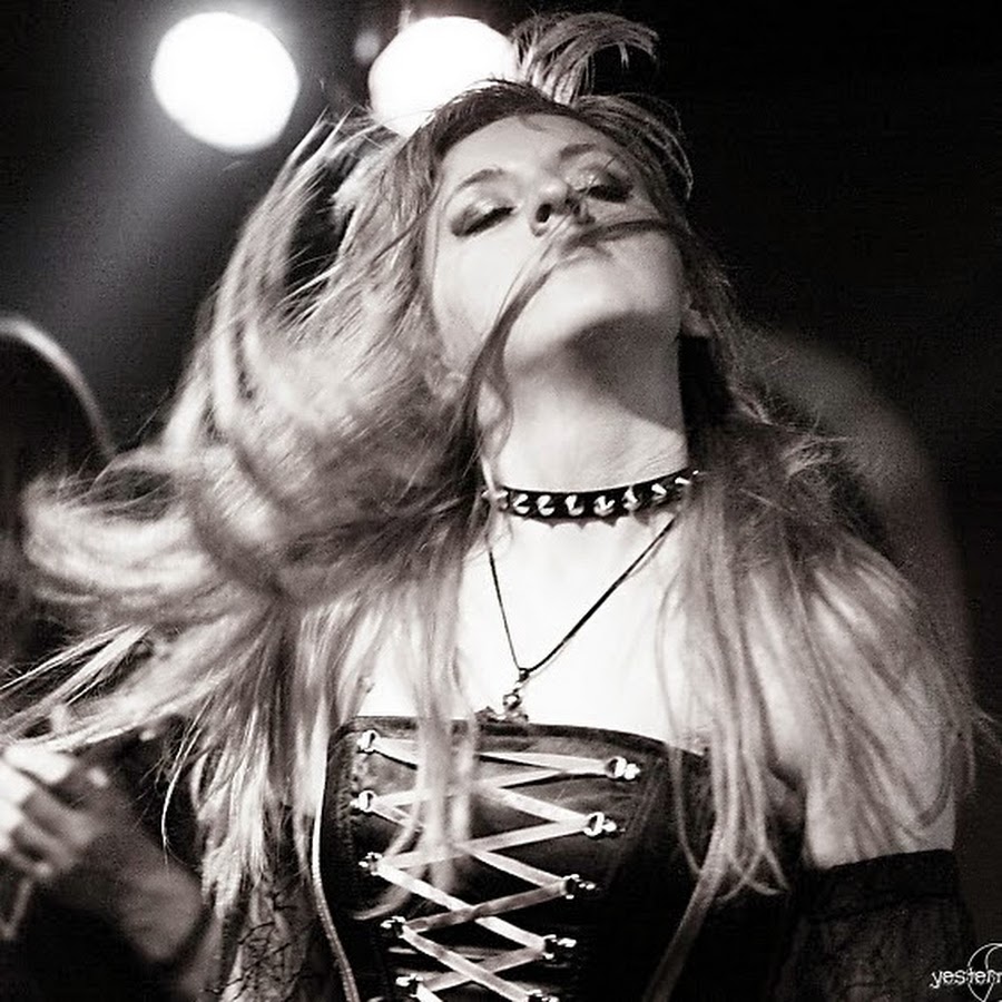 Ofilia - YouTube