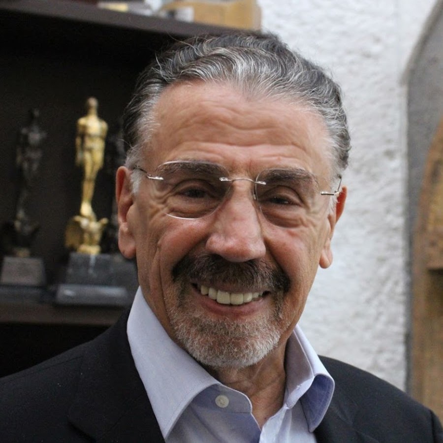 Alfonso Arau - YouTube