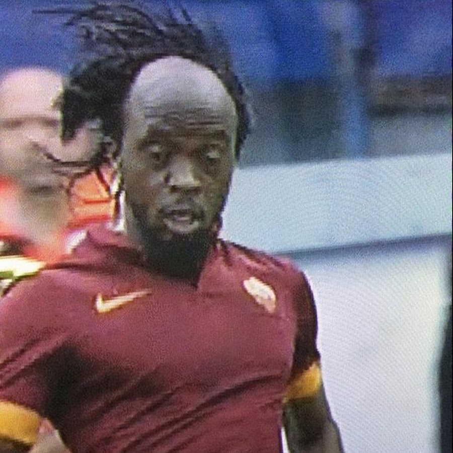 Gervinho's Forehead. - YouTube