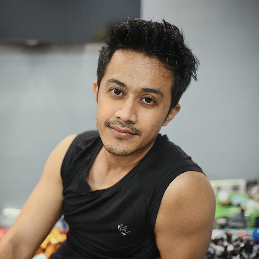 Myo Kyaw Htun - YouTube