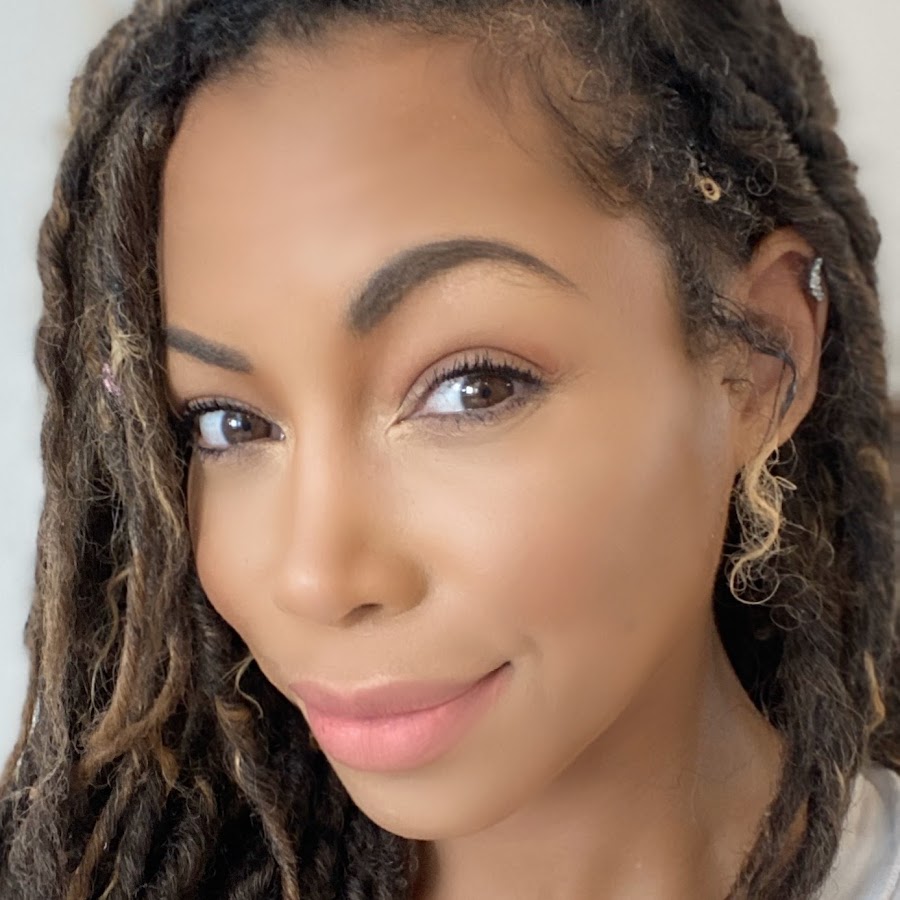 Naiah & Elli Doll Show - YouTube