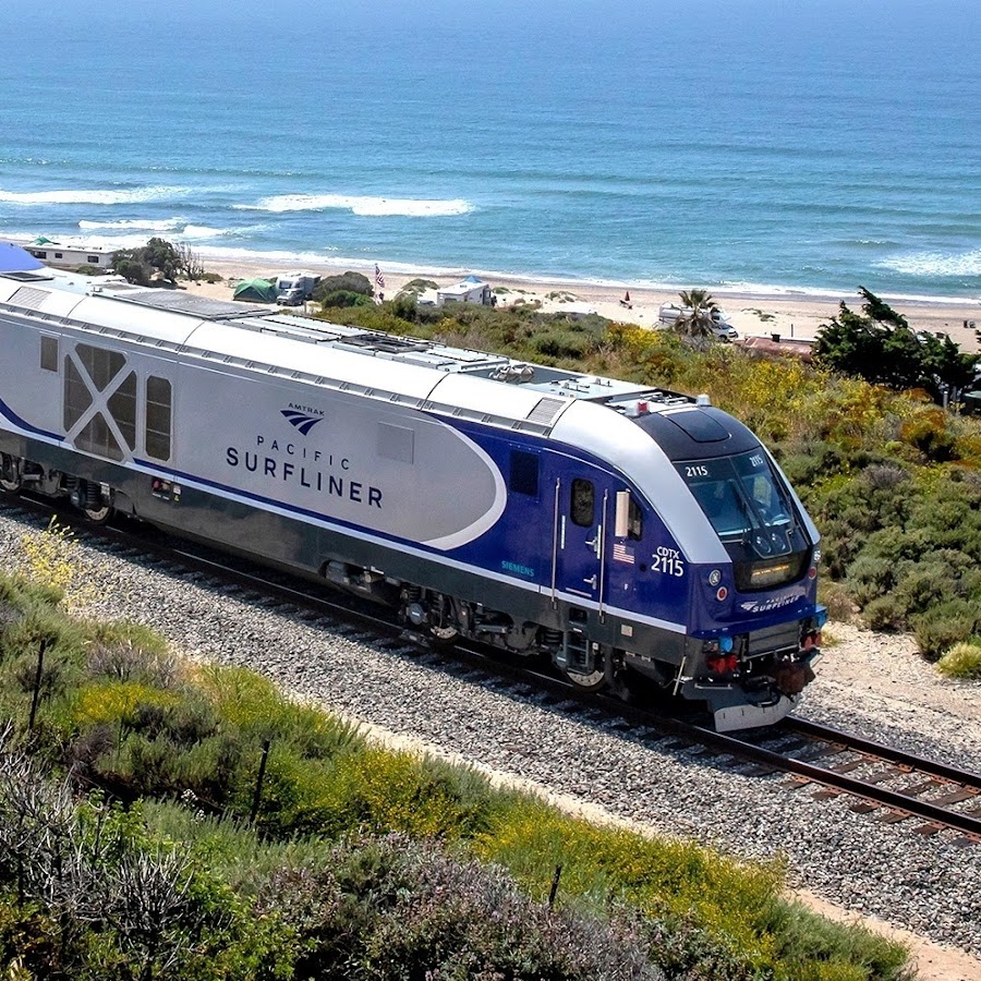 Pacific Surfliner - YouTube