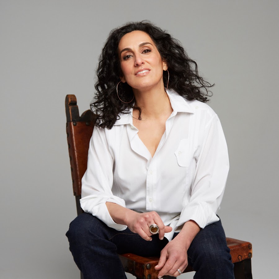 Amanda Martinez - YouTube