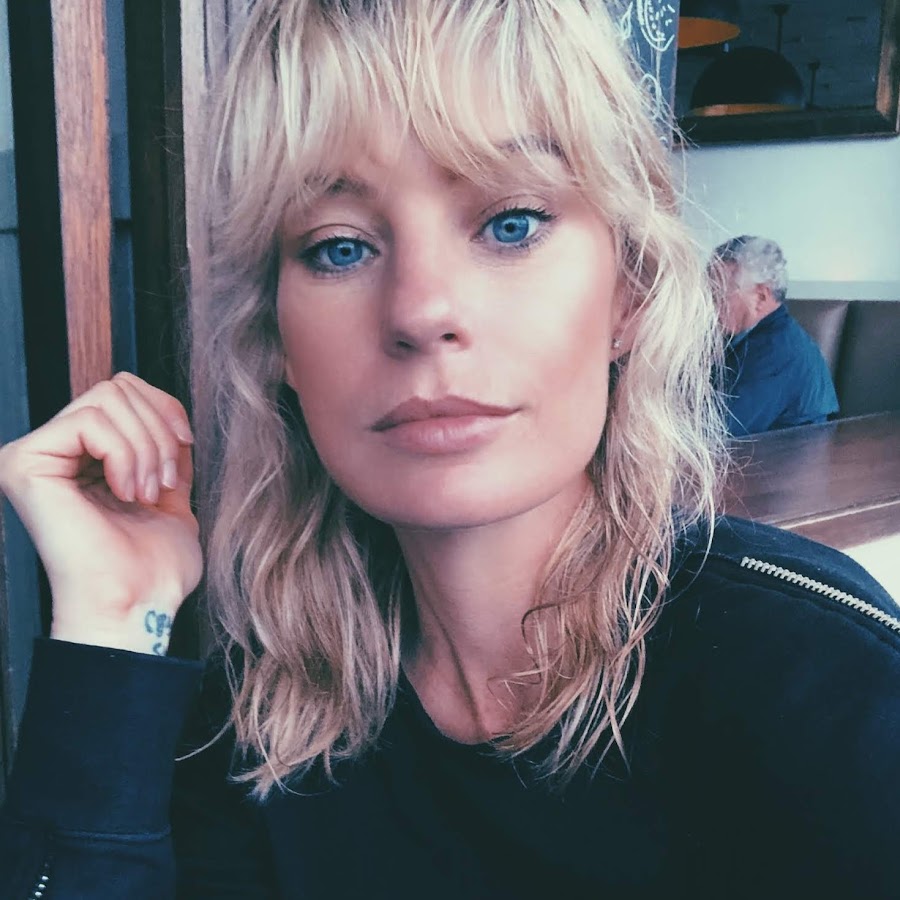 TEISHA LOWRY - YouTube