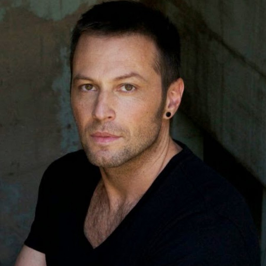 Axel Braun - YouTube