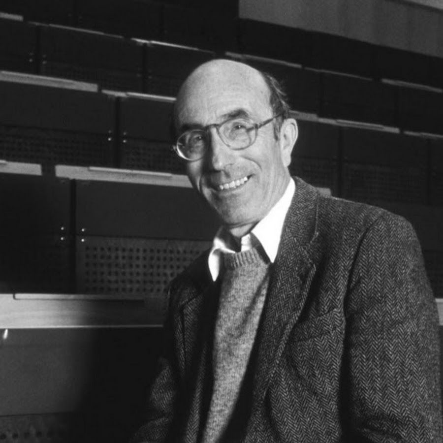 Niklas Luhmann - YouTube