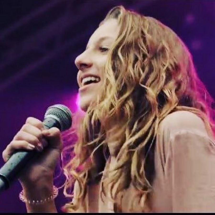 Kiya van Rossum - YouTube