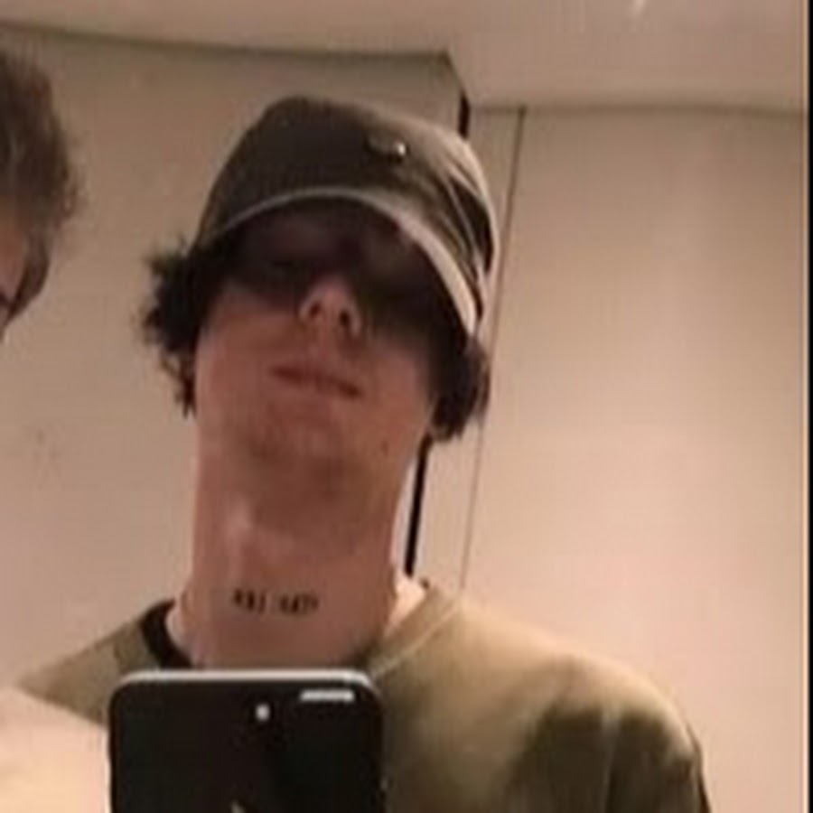 Animefreak! - YouTube