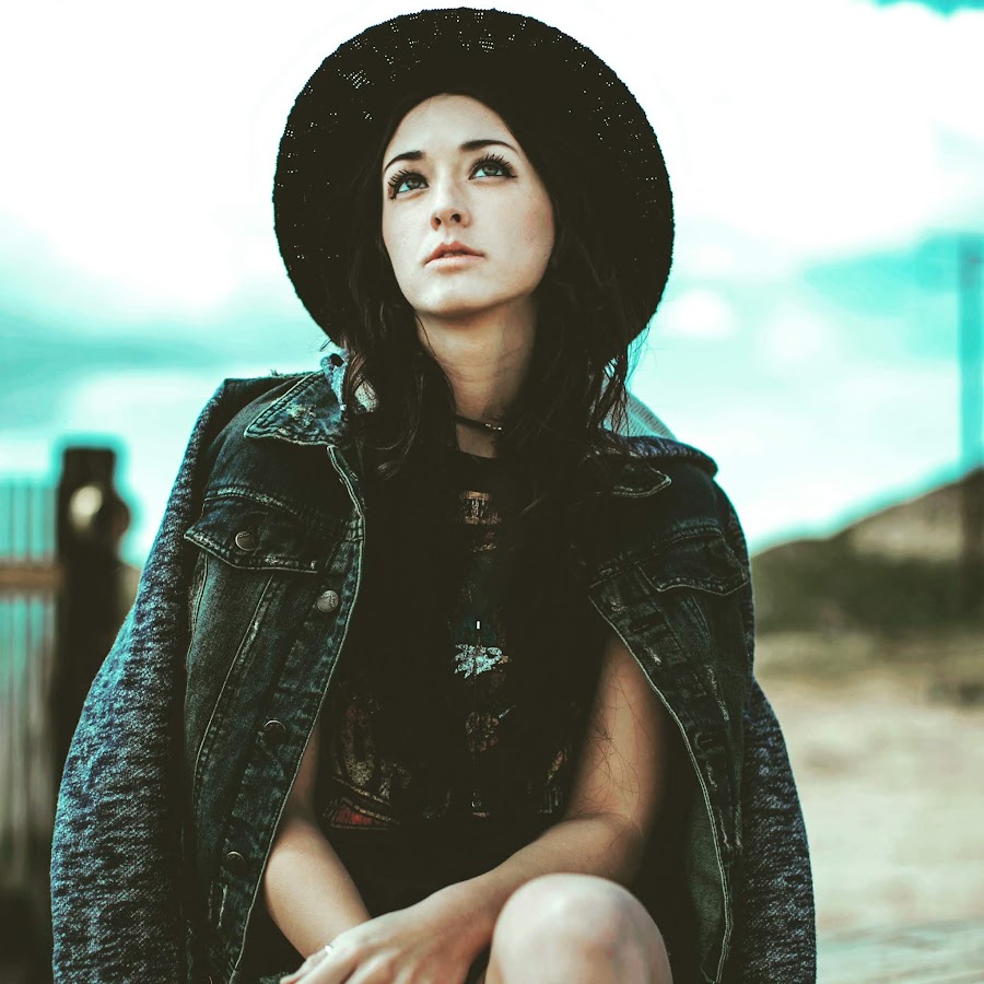 Gina Roode - YouTube