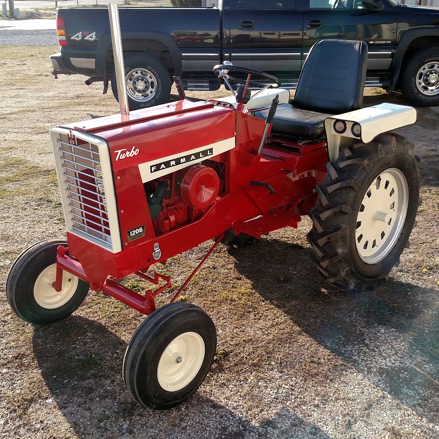 Novotny Custom Tractors and Fabrication - YouTube