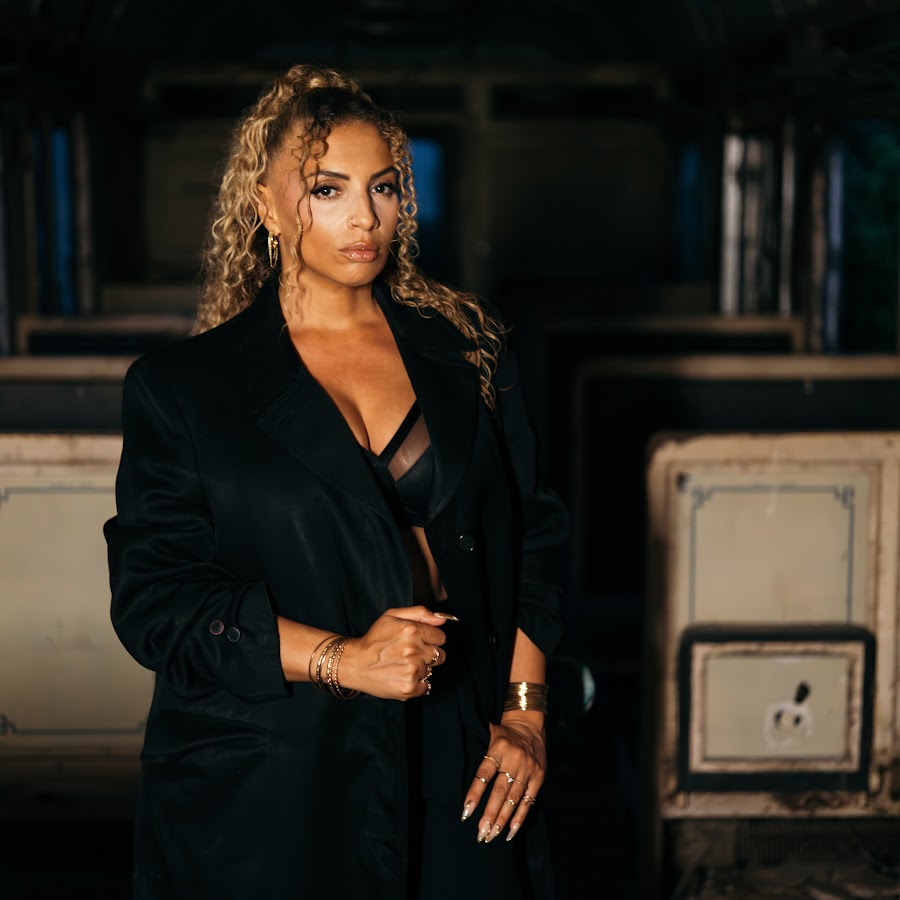 Kayna Samet Officiel - YouTube