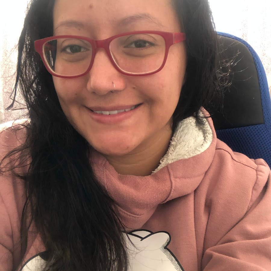 Stephanie Benítez - YouTube