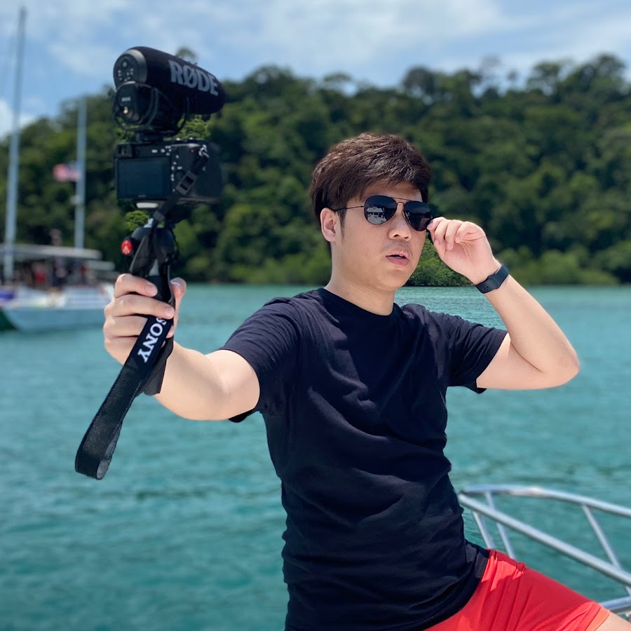 Anson Tan [The Tradveller 作手过客] - YouTube