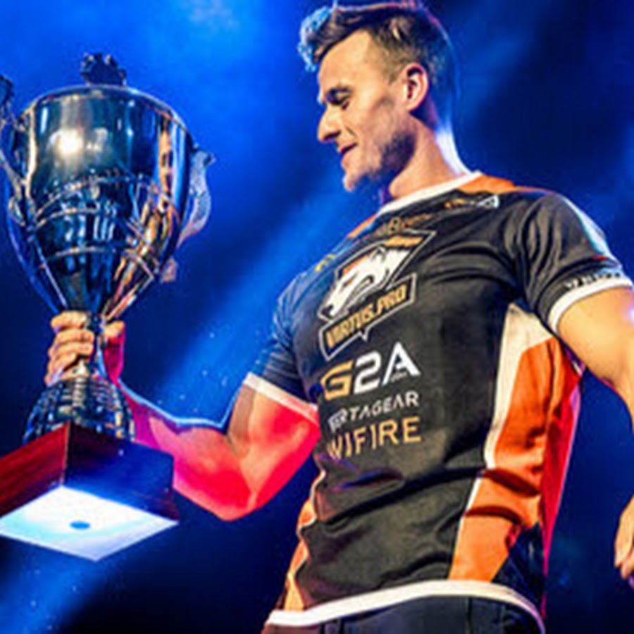 PashaBiceps TV #CSGO - YouTube