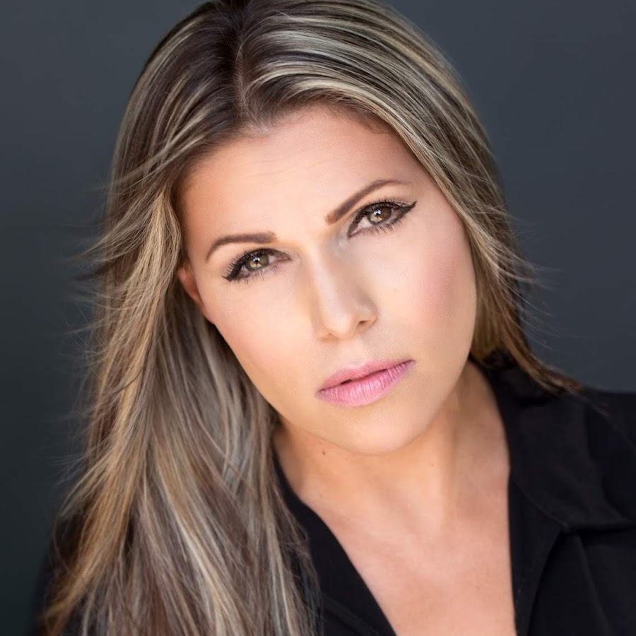 Lisa Valdez - YouTube