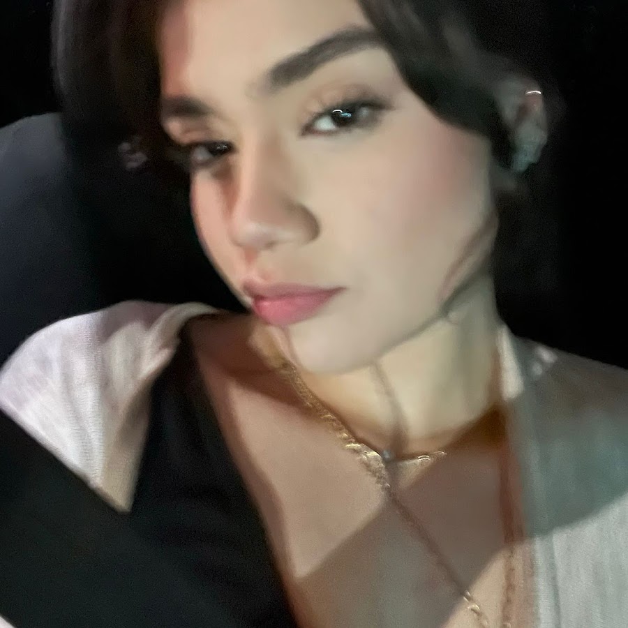 Alexandra Chávez - YouTube