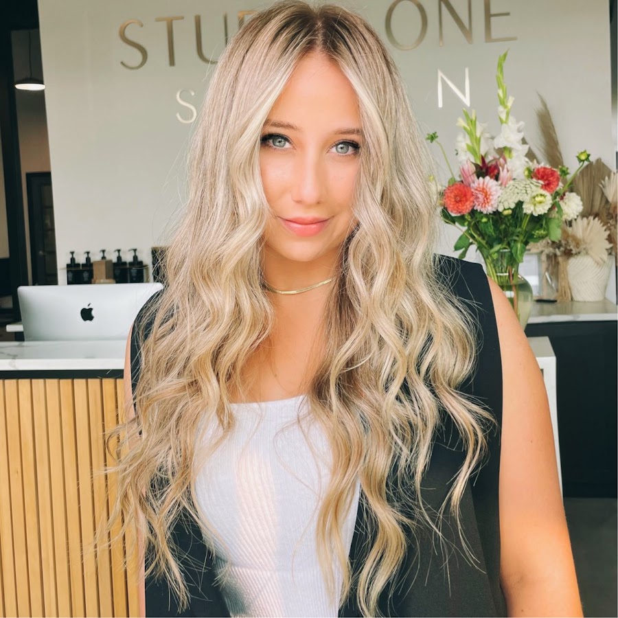 LAURA NICOARA - YouTube