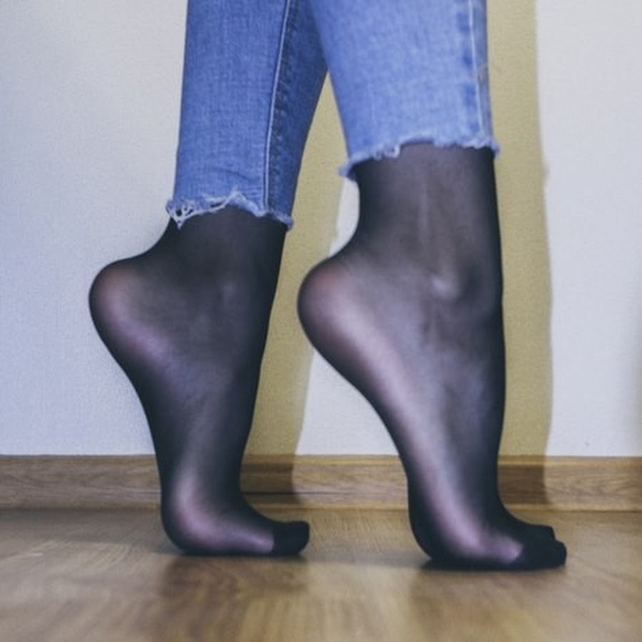 Girl In Pantyhose Youtube
