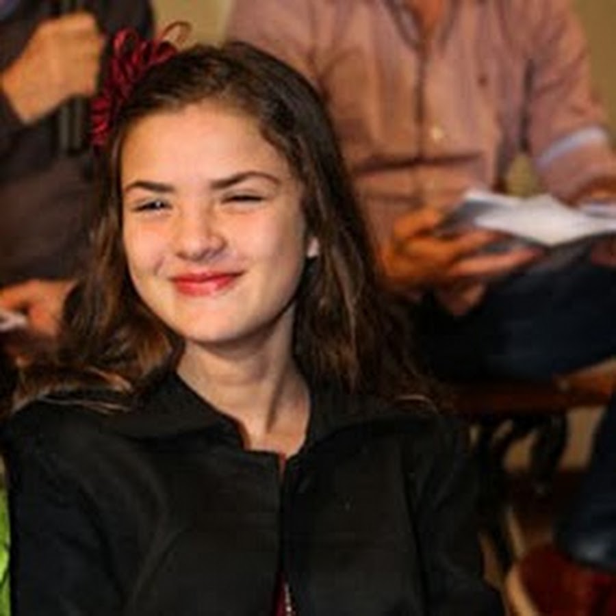 JULIA ALVES - YouTube