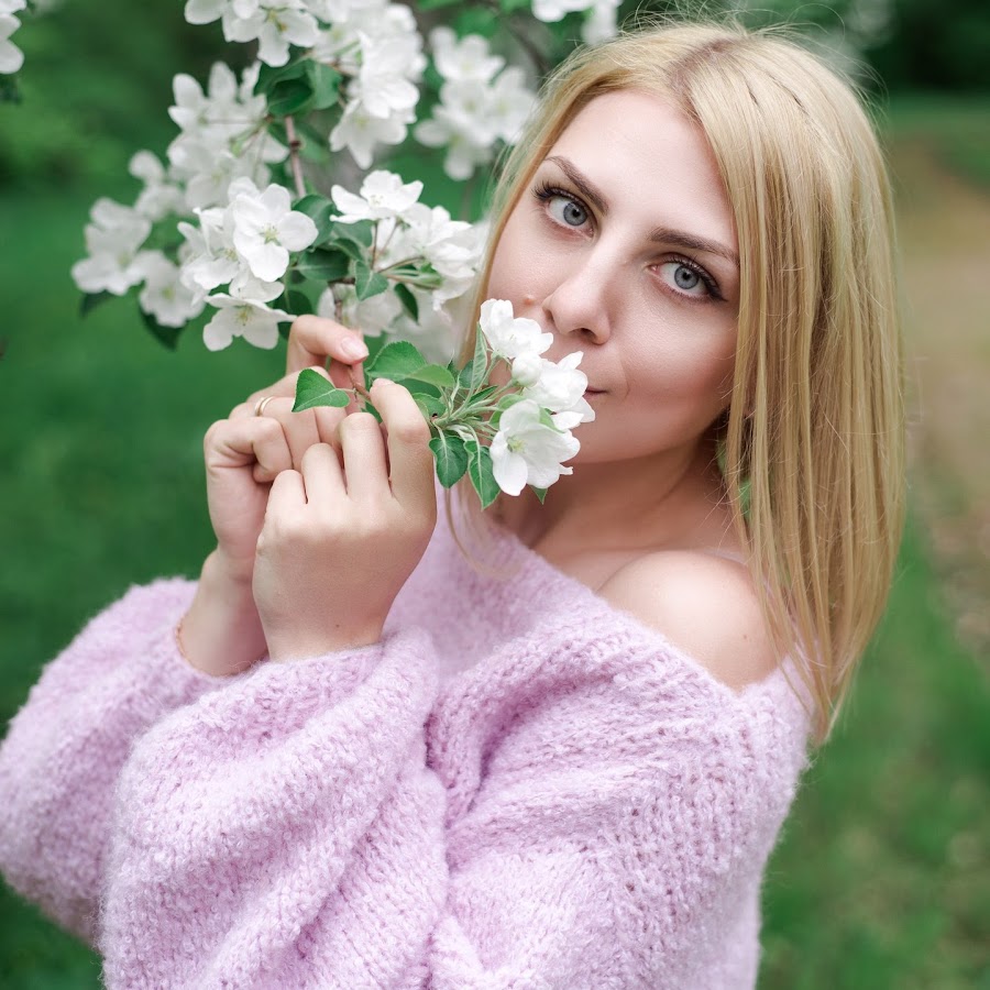 Maria Soft - YouTube