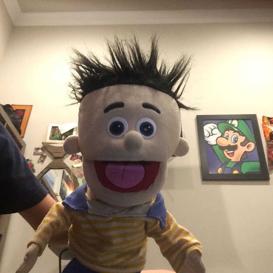 Bobby_puppet - YouTube