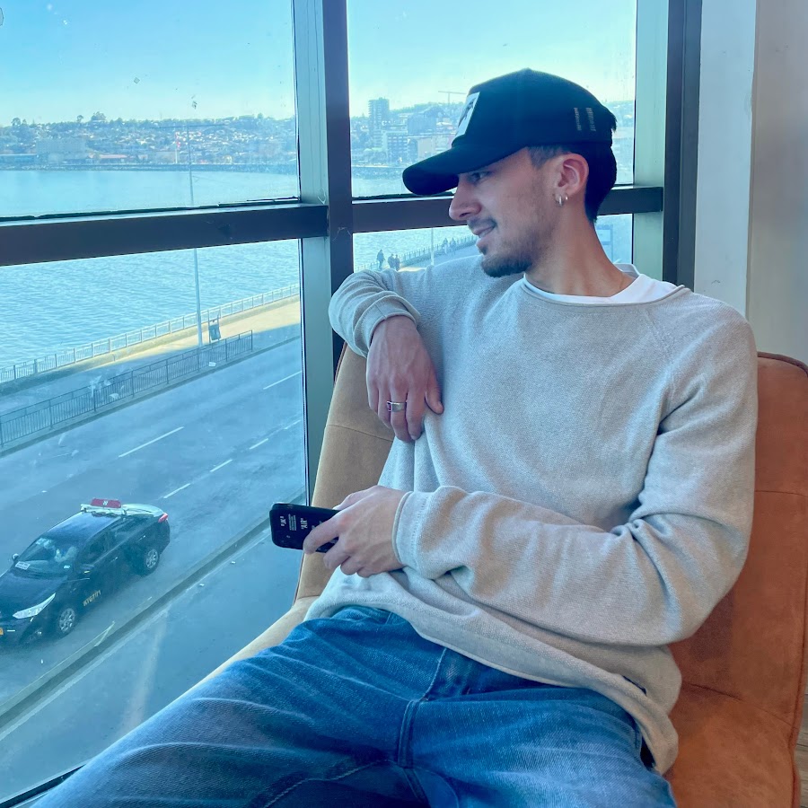 Sebastian Andrade - YouTube