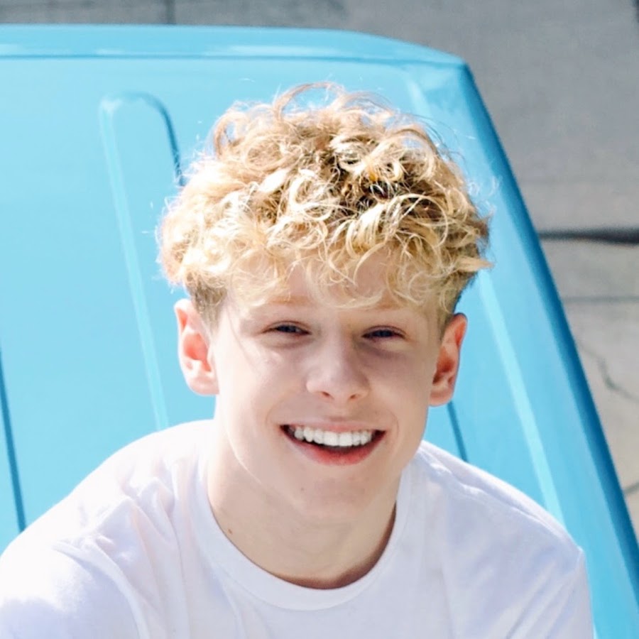 Lev Cameron - YouTube