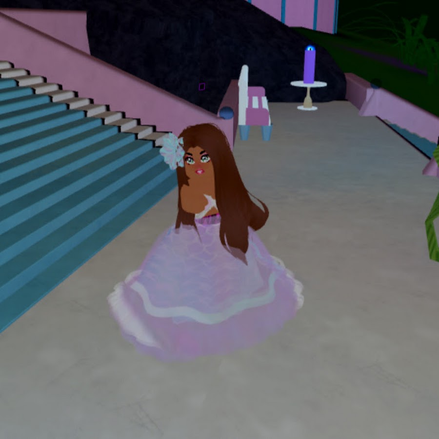 Daisy Plays ROBLOX - YouTube
