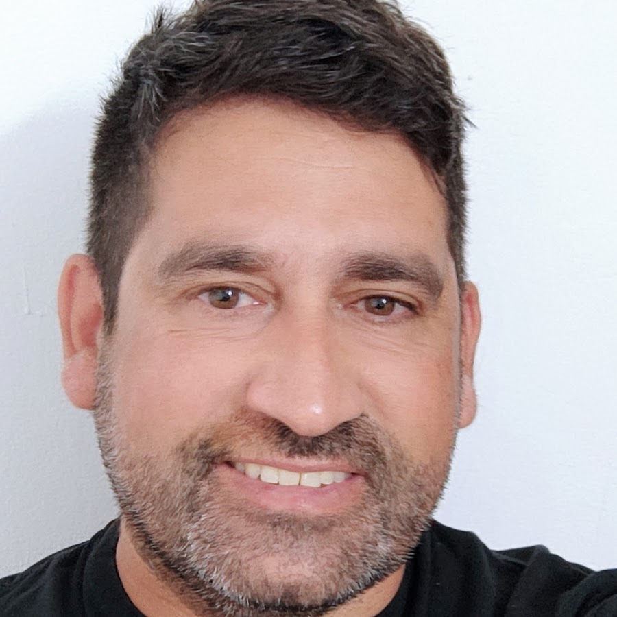 Prof. Daniel Tedesco - YouTube
