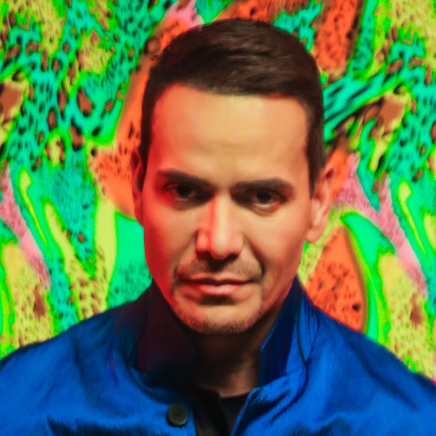 Victor Manuelle - YouTube
