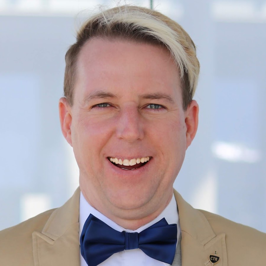 Dennis Schleicher - YouTube