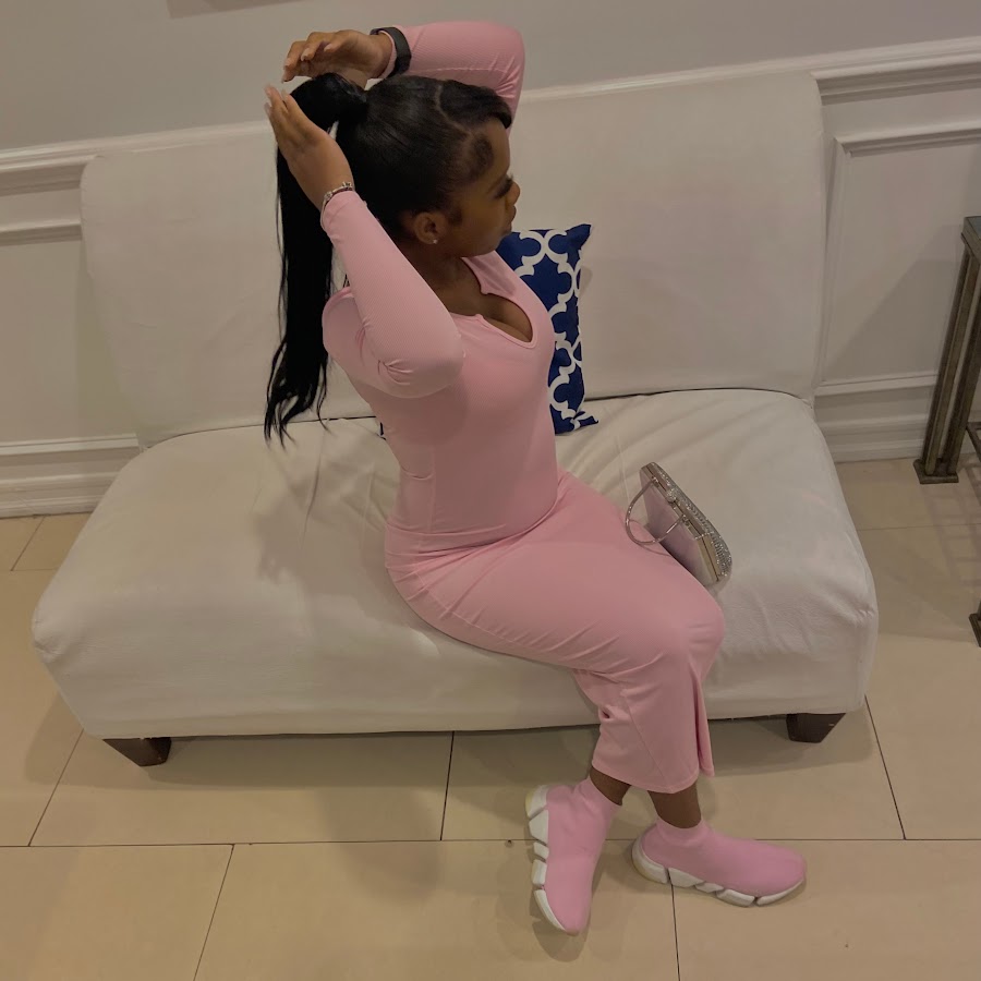 THE AKYLA SHOW ! - YouTube