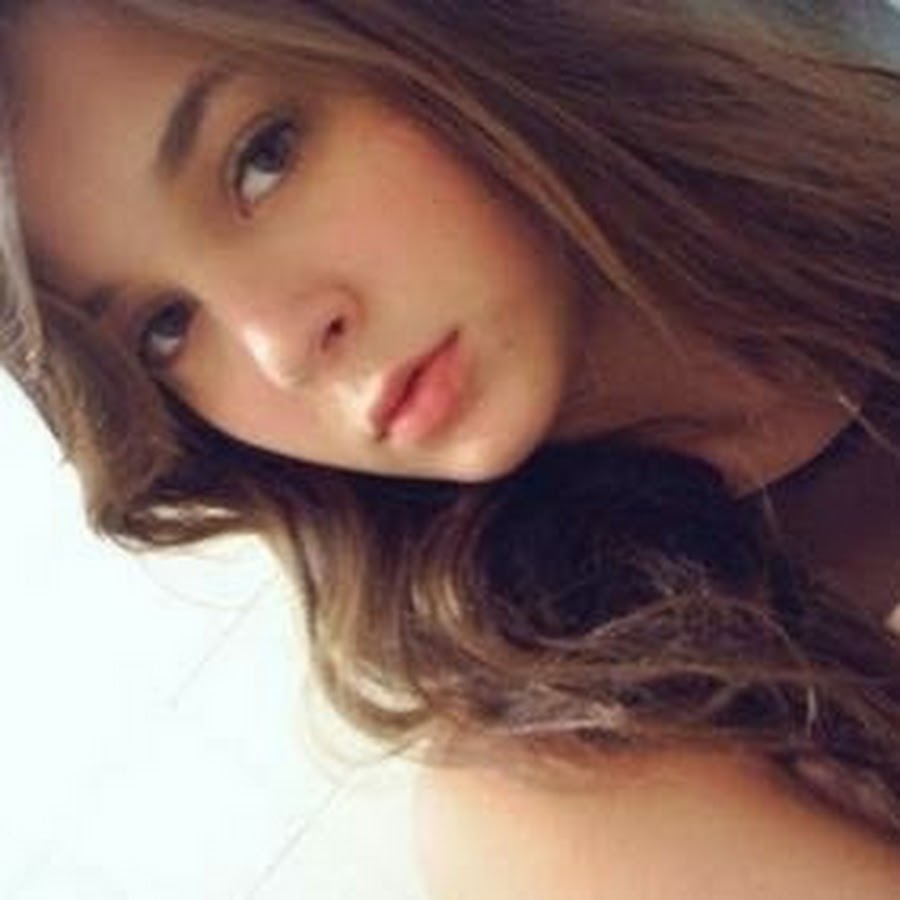 Sofía Vega - YouTube