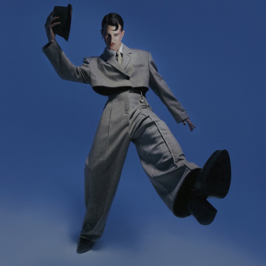 Gus Dapperton - YouTube