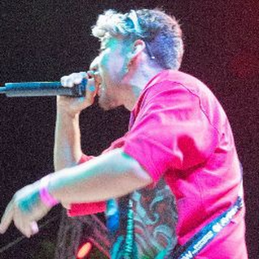 Junior Caldera - YouTube