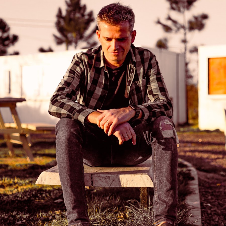 Pablo Martinez Oficial - YouTube