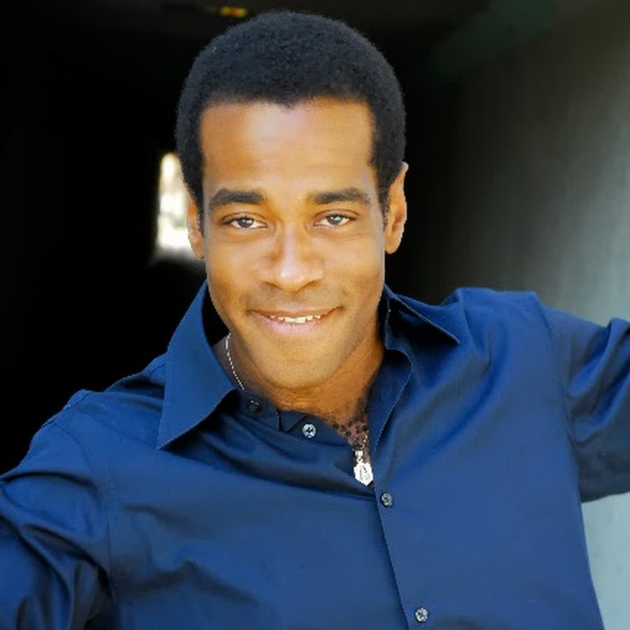 Alex Désert Acting - YouTube