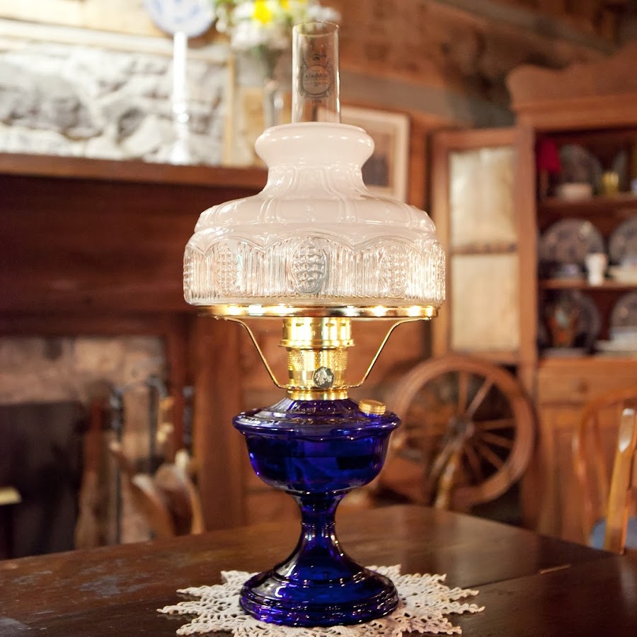 Aladdin Mantle Lamp Company - YouTube
