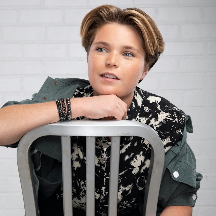 Hayden Haas Vlogs - YouTube