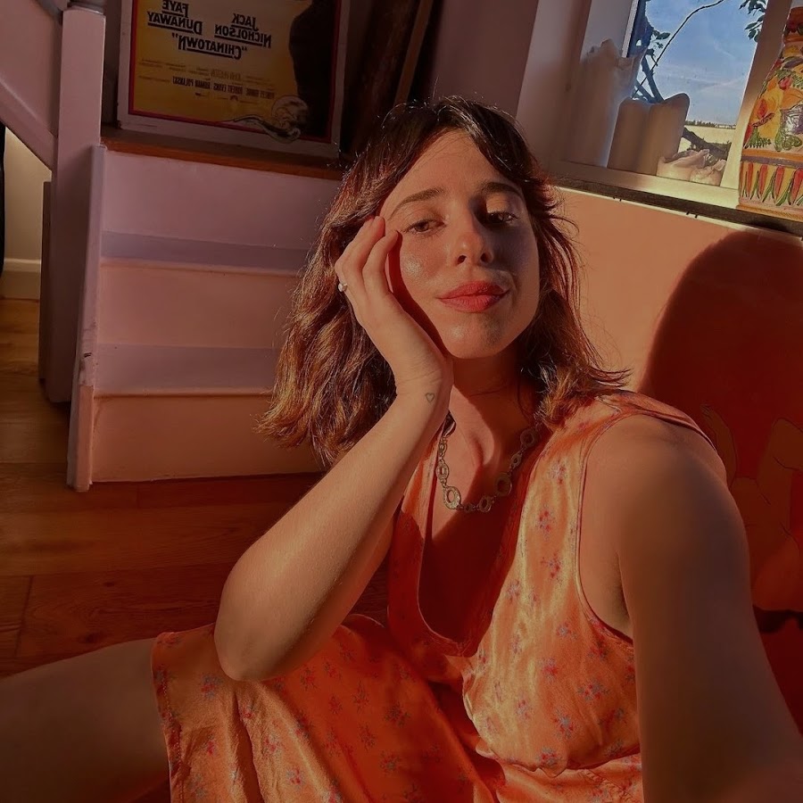 rouge violet - YouTube